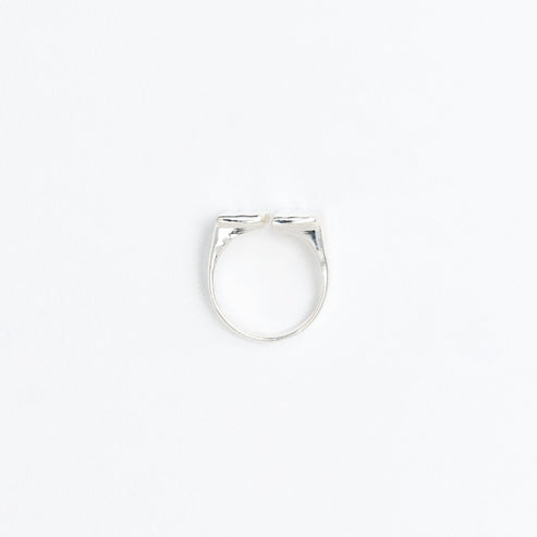 JAMIE SIGNET RING - SILVER – Aur Studio