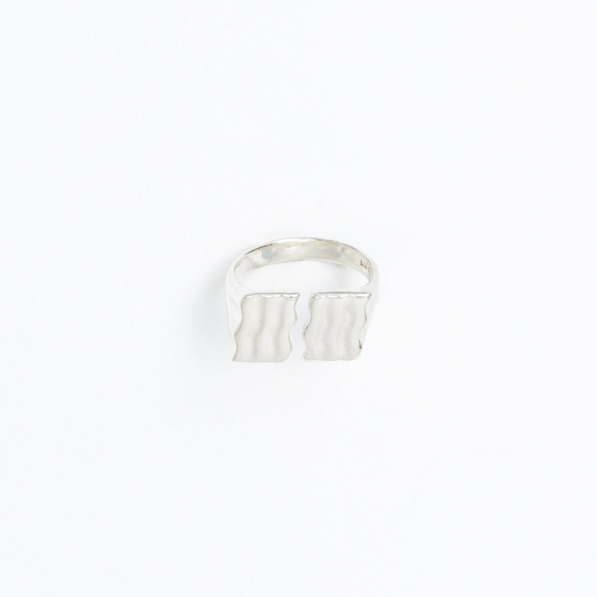 Jamie Signet Ring in silver, by Aur Studio